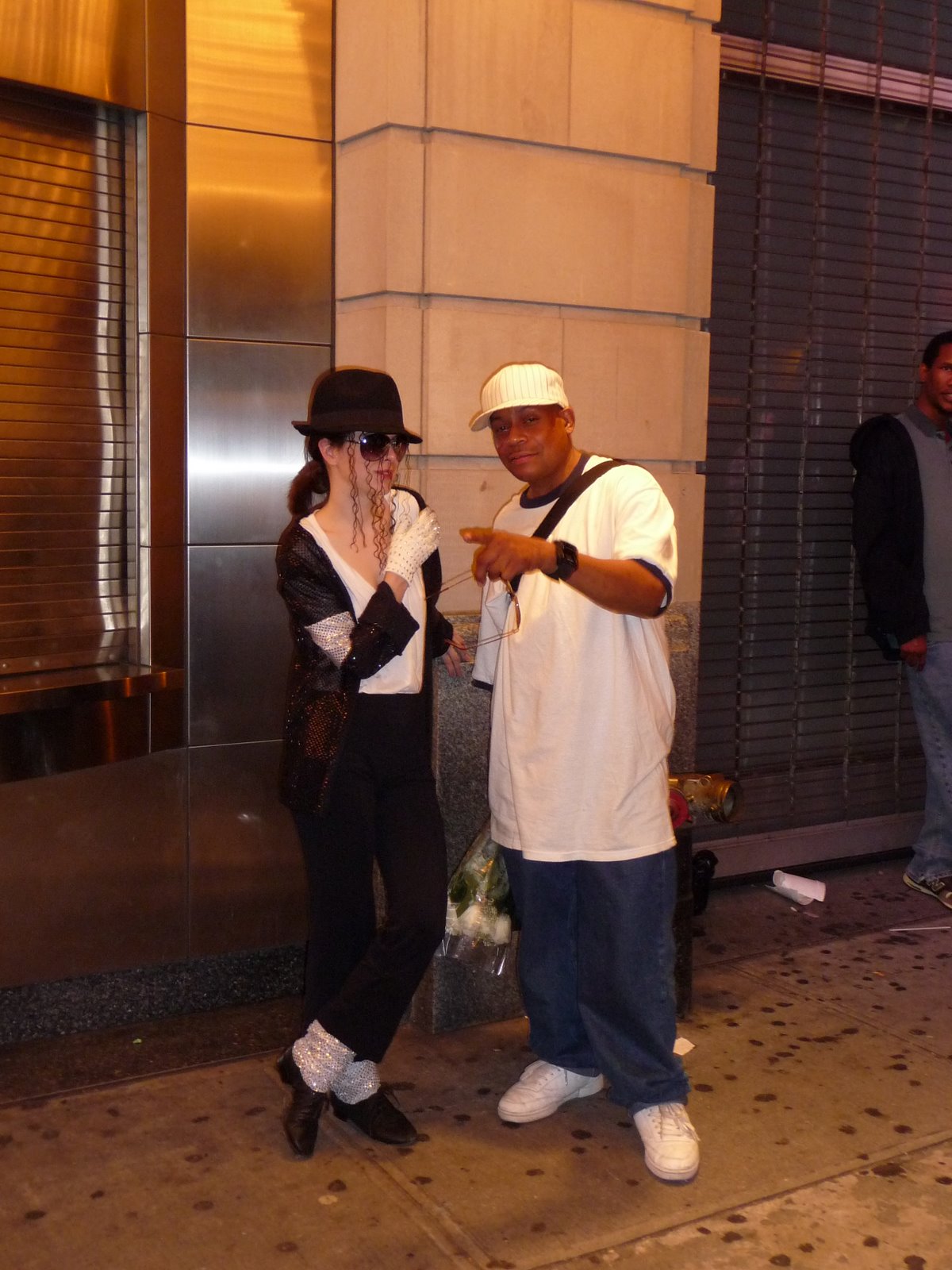 Michael Jackson’s Last Dance at the Apollo: Impersonators, Love Letters ...